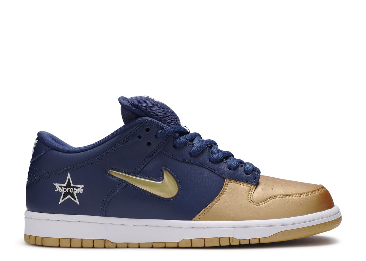Nike Dunk SB Low QS x Supreme "Metallic Gold" (Myrtle Beach Location ...